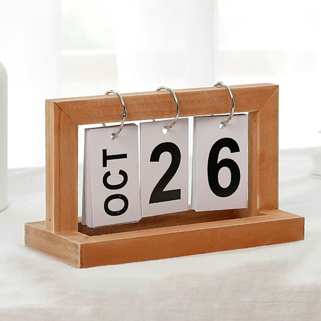 Flip Date Display - $12.33 on AliExpress, via Thieve • thieve.co